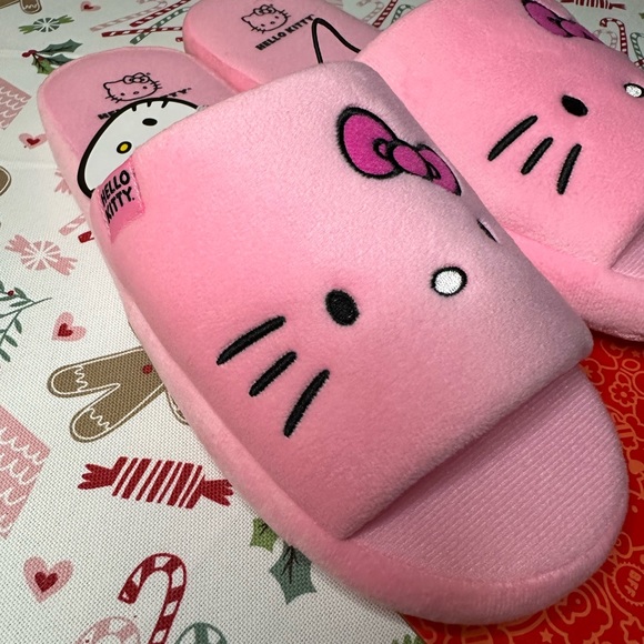 Hello Kitty | Shoes | Pink Hello Kitty Slippersshoes | Poshmark